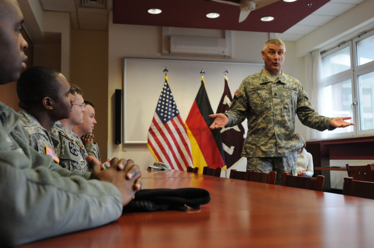 Sgt. Maj. of the Army Listens, Speaks with Soldiers at WTB-Europe ...