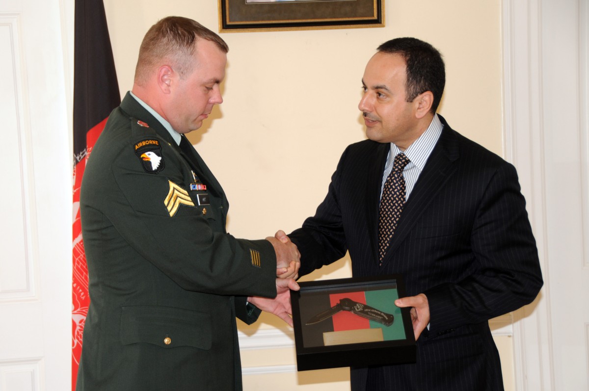 Afghanistan ambassador invites U.S. Soldier to embassy | Article | The ...