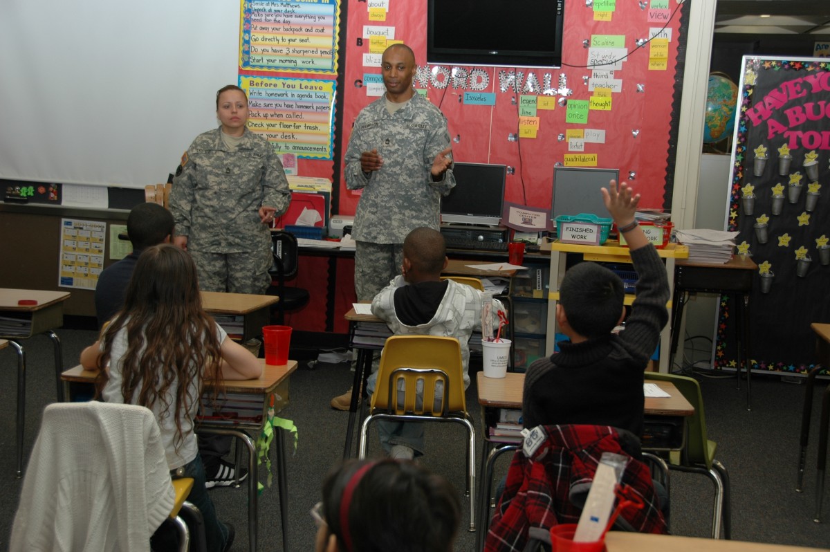 "Real" Soldiers share Army story with elementary students | Article ...