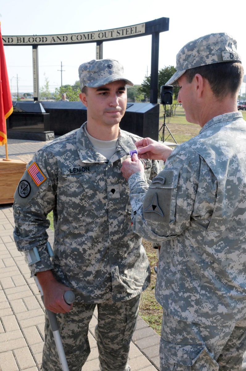 Soldier receives Purple Heart | Article | The United States Army