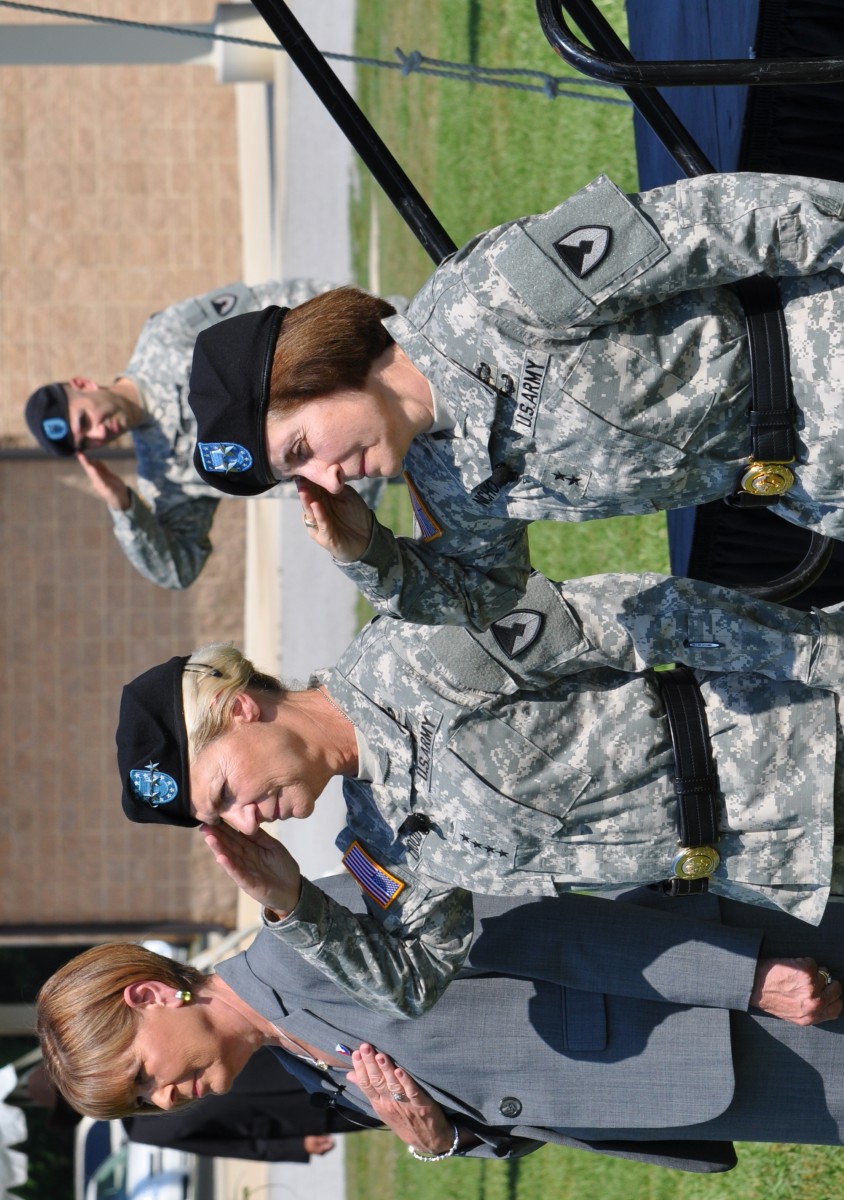 ACC welcomes its first commanding general | Article | The United States ...