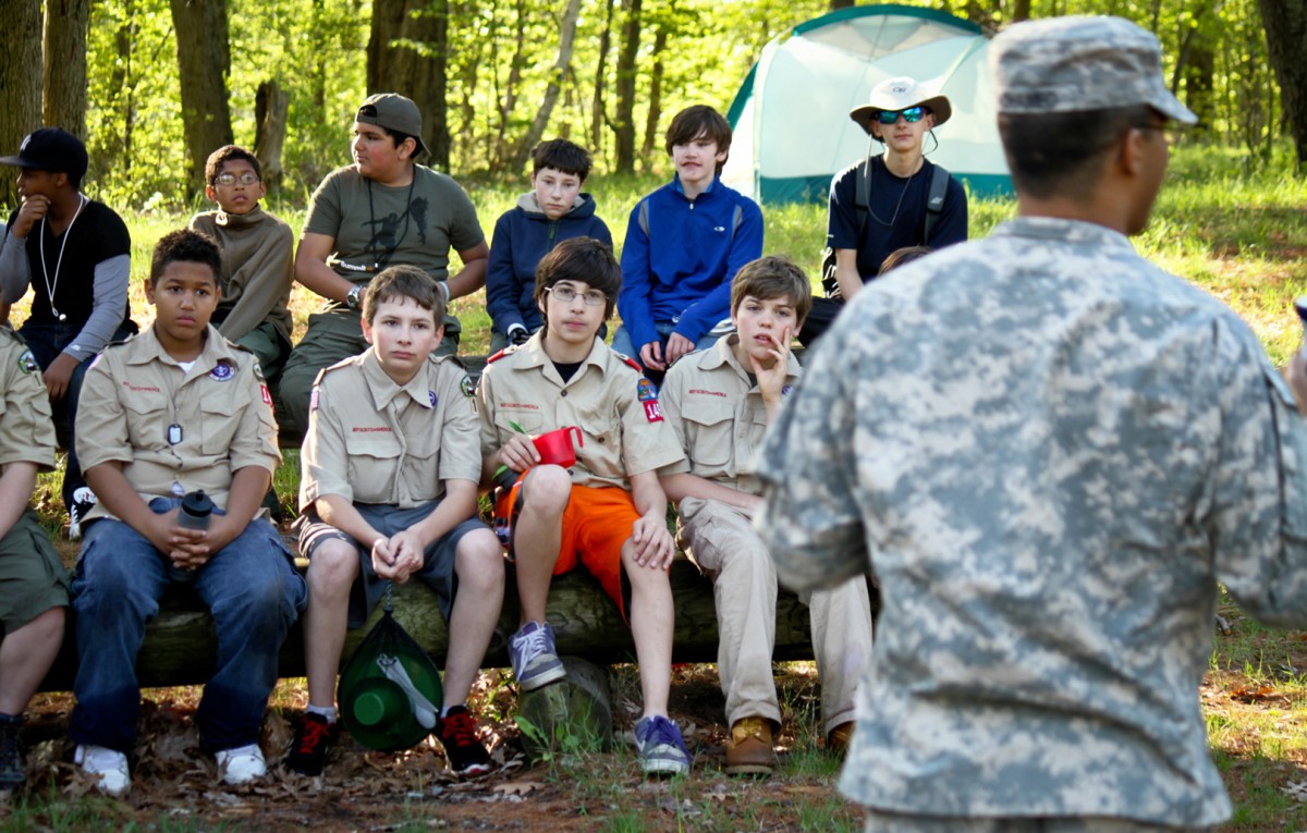 Cavalry Soldiers host Boy Scout visit | Article | The United States Army