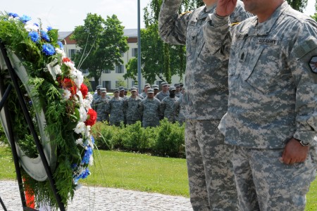 Col James Saenz