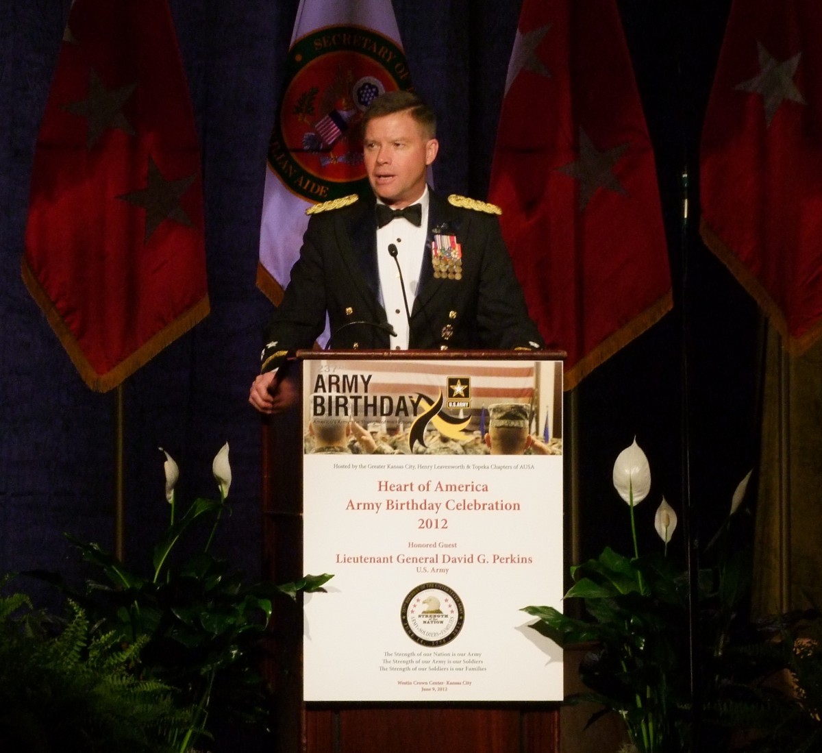 Lt. Gen. Perkins leads Army Birthday Celebration in Kansas City ...