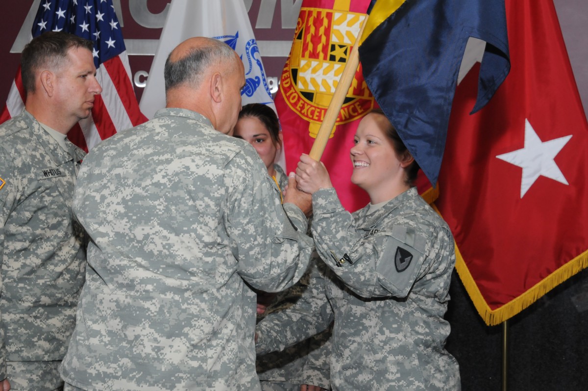 TACOM LCMC Headquarters Company Change of Command | Article | The ...