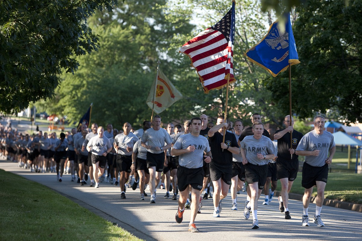 Run caps birthday celebration | Article | The United States Army