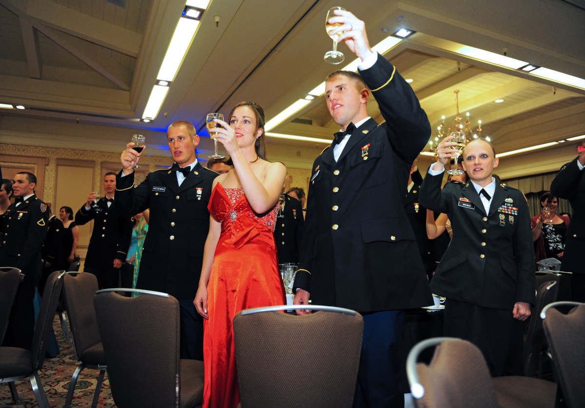 Monterey celebrates 237 years of Army tradition | Article | The United ...
