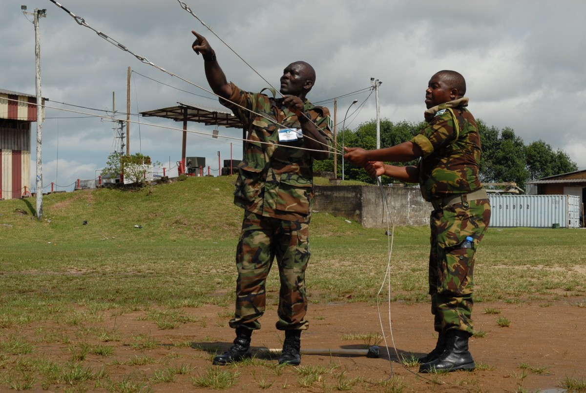 Africa Endeavor tests 36 nations' communications skills | Article | The ...