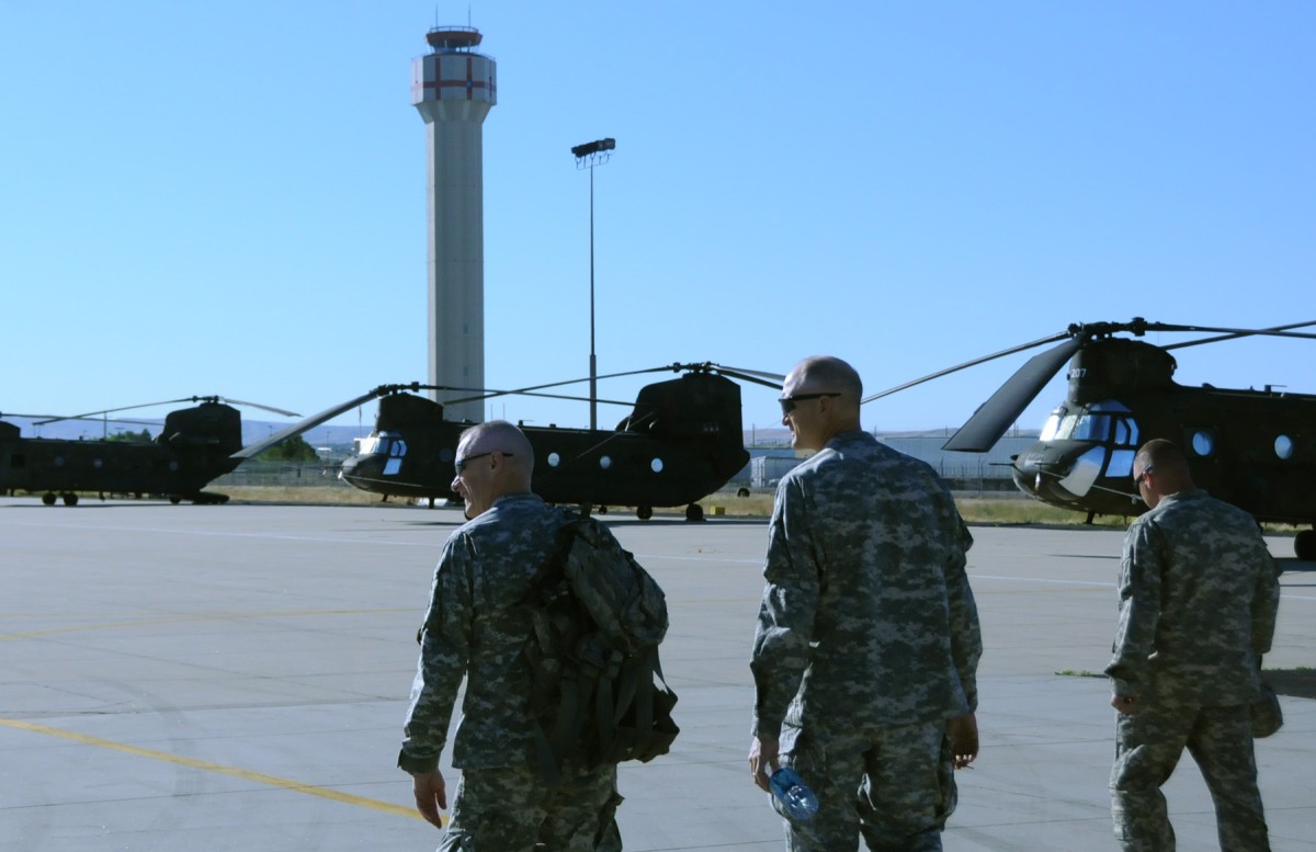 11th Aviation commander joins in gunnery and flight activities ...