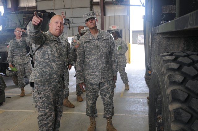 412th TEC command team visits troops at Warrior Exercise | Article ...