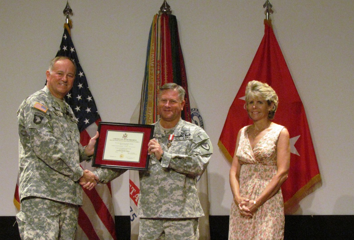 AMCOM's chief concludes 26-year career | Article | The United States Army