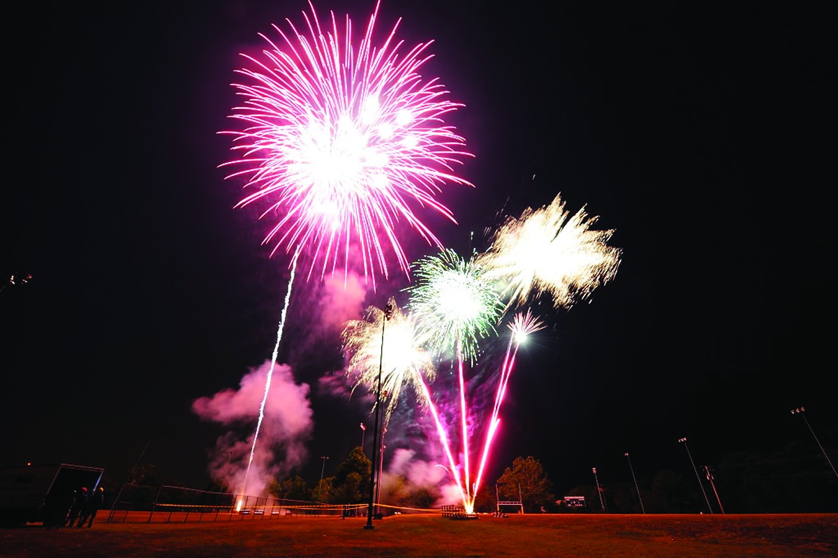 Families bond over food, fireworks; Belvoir's Freedom Fest provides fun ...