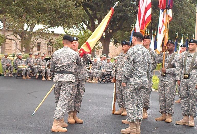 412th CSB welcomes new commander | Article | The United States Army