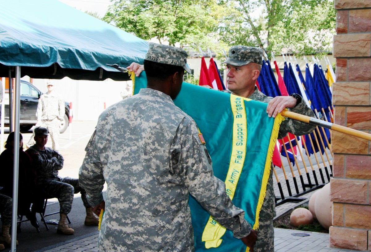 405th Army Field Support Battalion -- Kaiserslautern cases its colors ...
