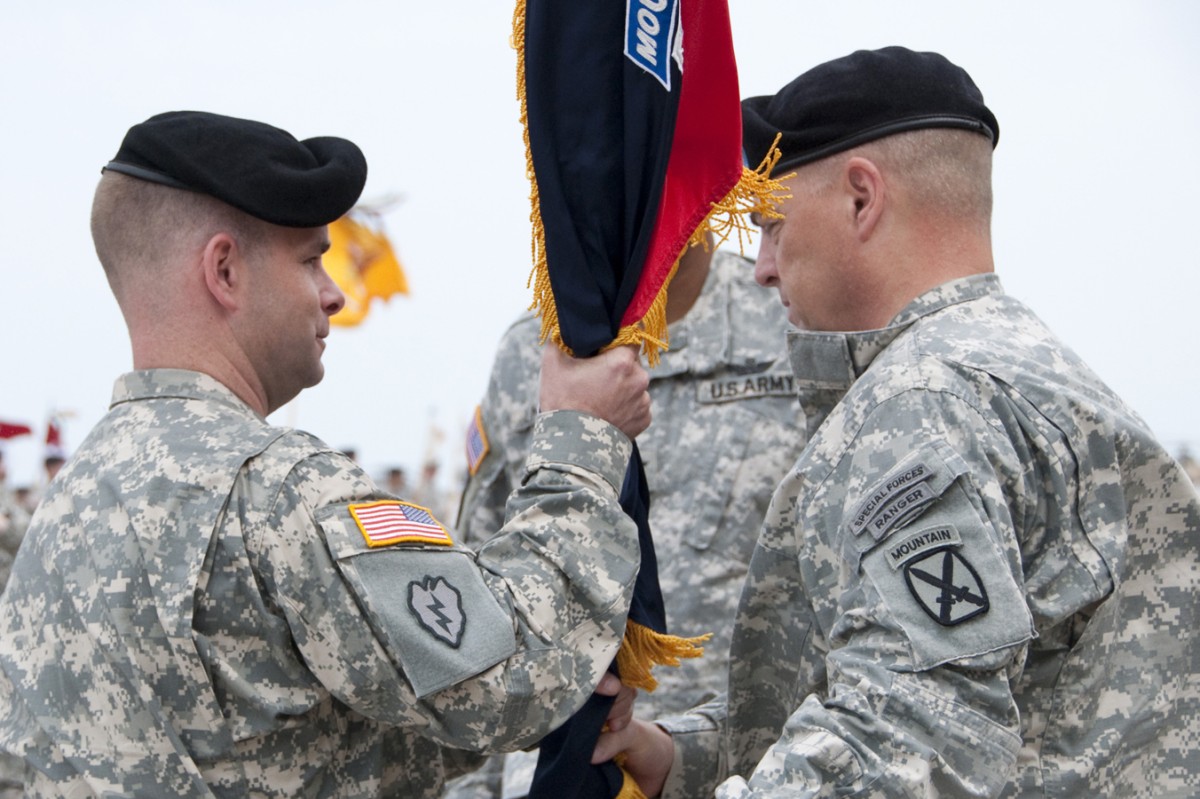 10th Combat Aviation Brigade welcomes new leader | Article | The United ...