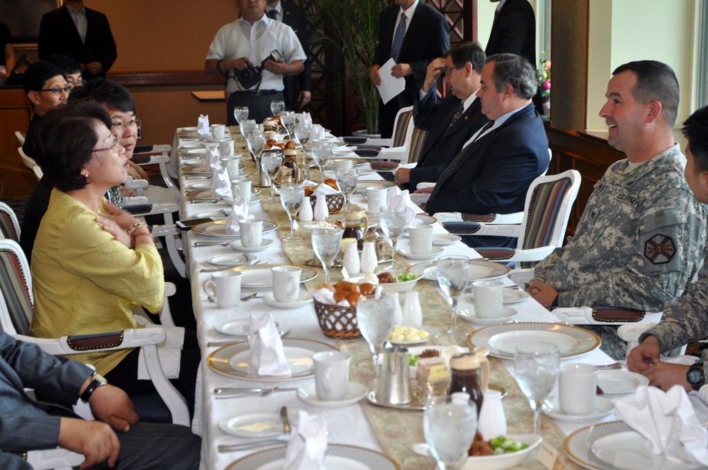 Garrison commander gets hearty farewell from KAFC | Article | The ...