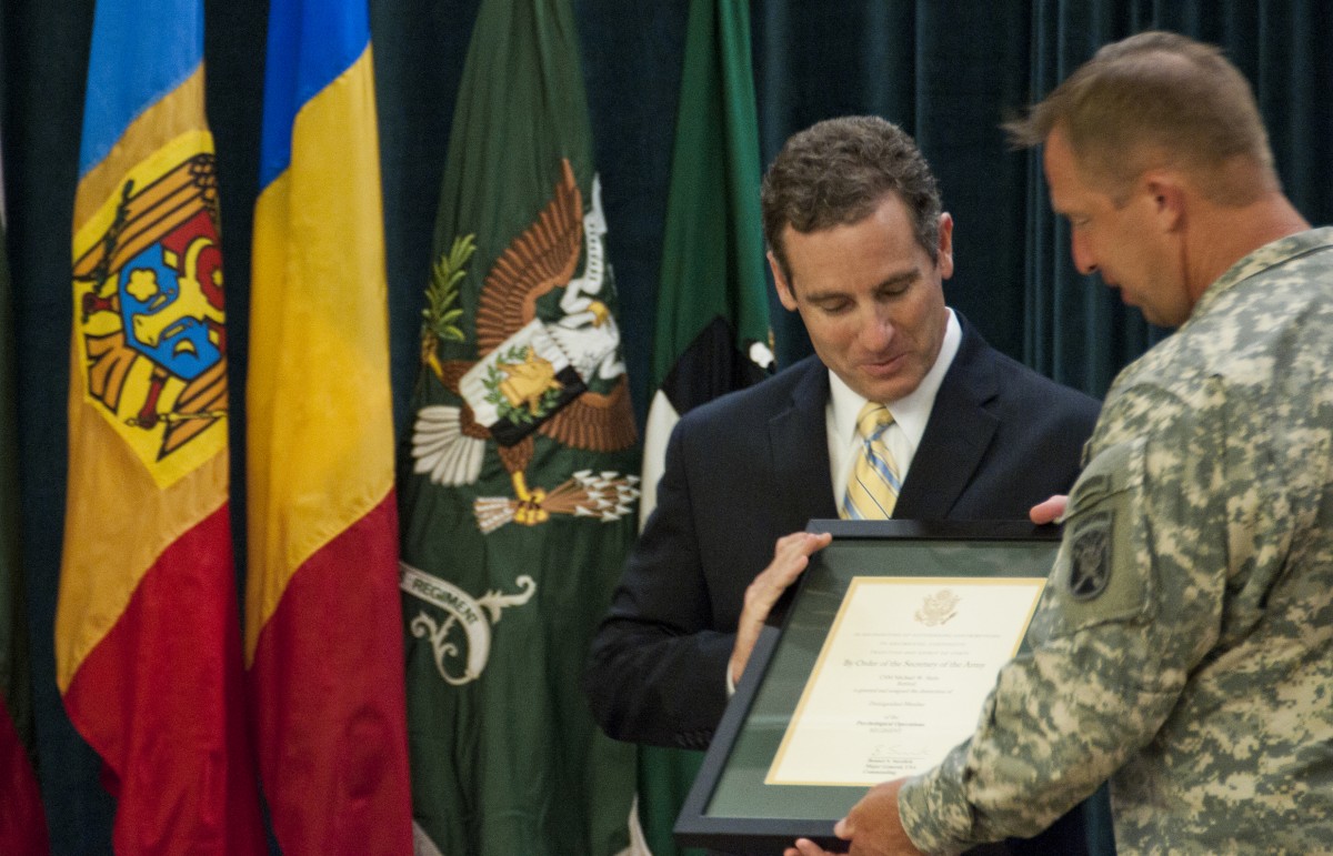 PSYOP Soldiers graduate qualification training, join Army special ...