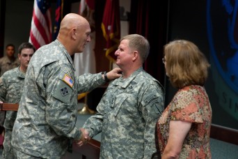 CSA Hosts USASOC Change of Command | Article | The United States Army