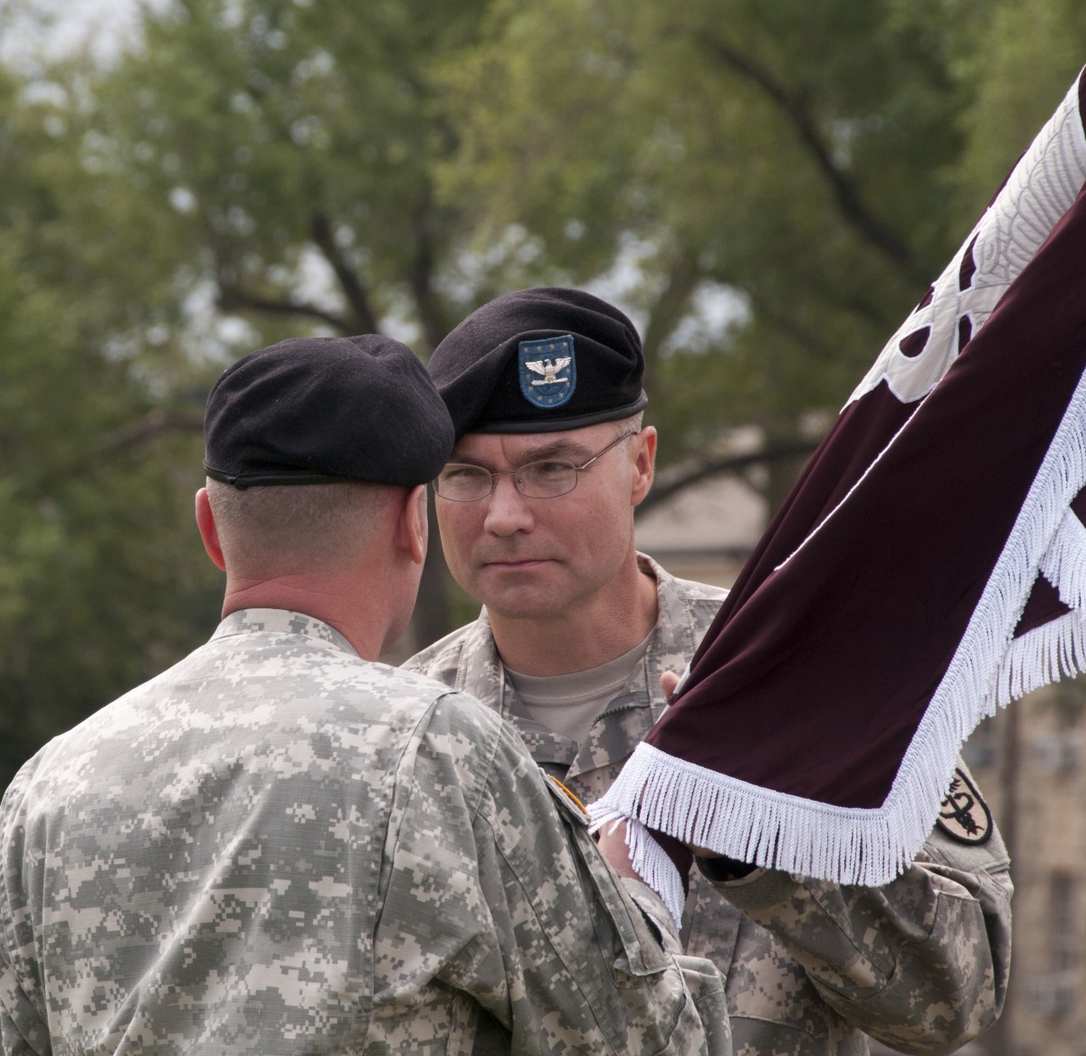 Irwin gets new commander | Article | The United States Army
