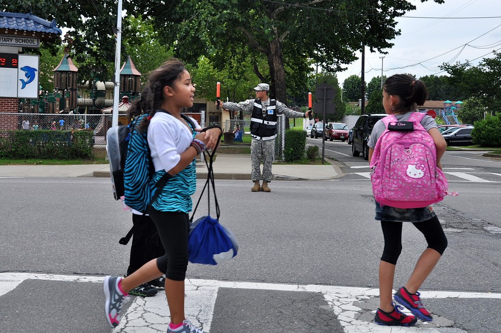 MPs keep Yongsan children safe | Article | The United States Army