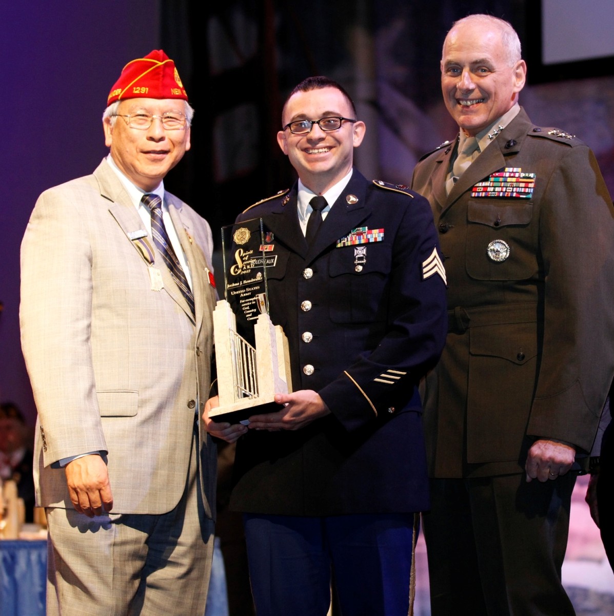 Soldier gets national award for giving back to community | Article ...