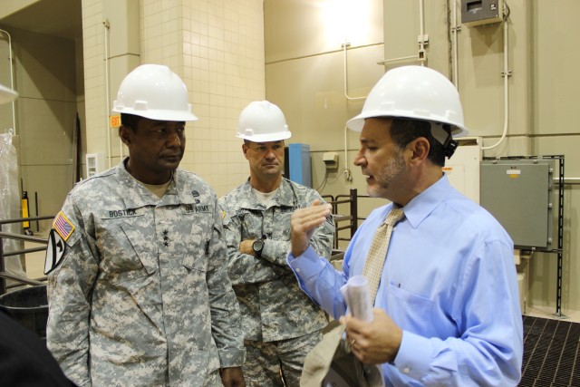 U.S. Army Chief of Engineers is taken on a whirlwind tour of major ...
