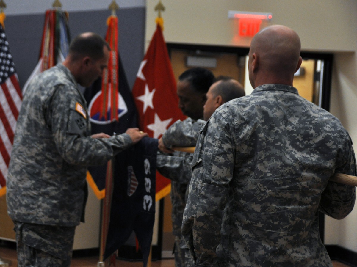 AMC band receives the Army Superior Unit Award | Article | The United ...