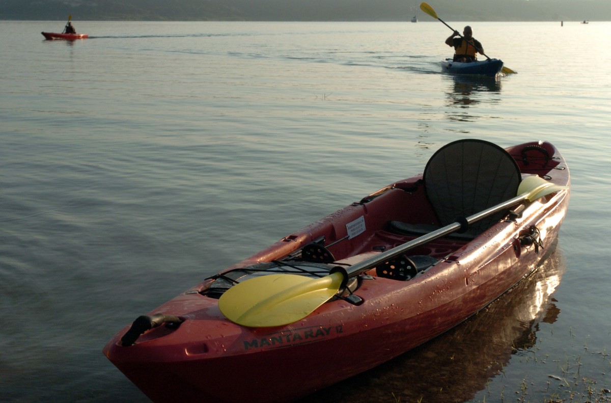 WTB Soldiers paddle the boredom out of morning PT with water adventure ...