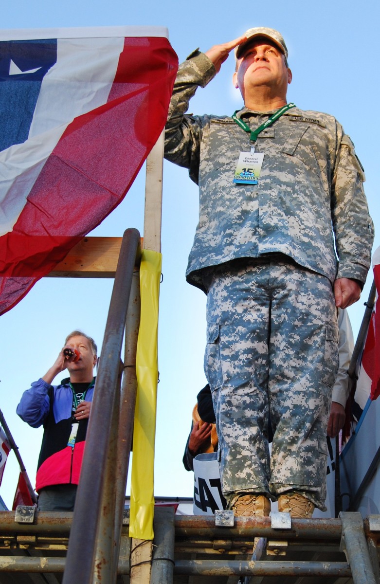 ASC commanding general signals start of Quad Cities Marathon | Article ...
