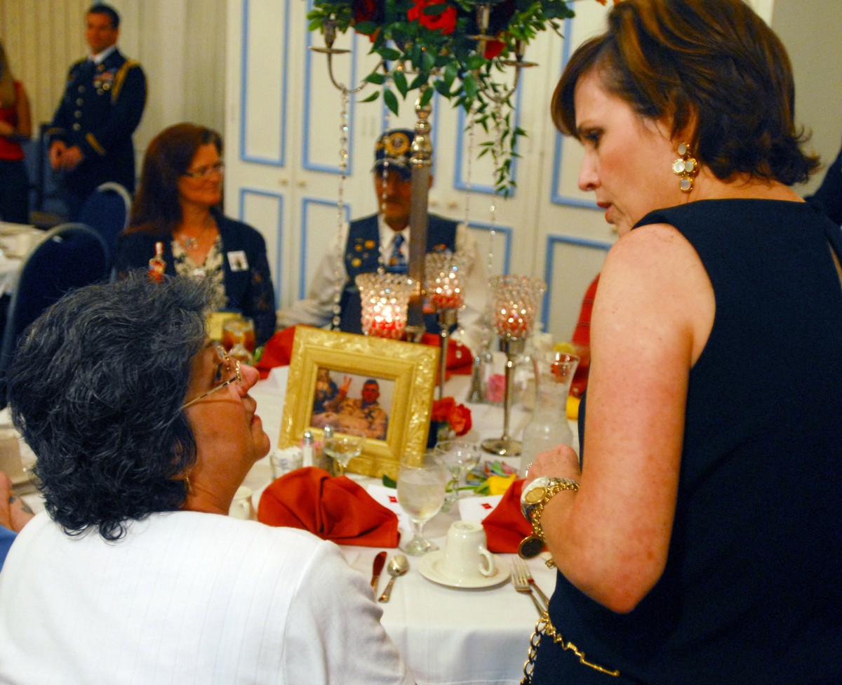 Post honors Gold Star Mothers | Article | The United States Army