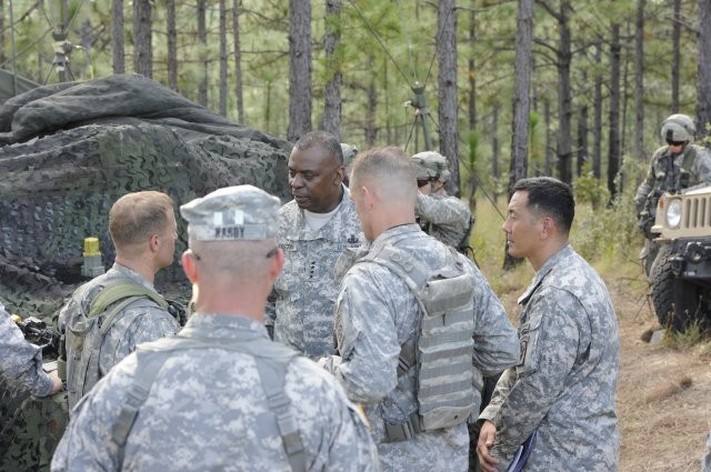 Austin observes JRTC rotation, discusses health of force | Article ...