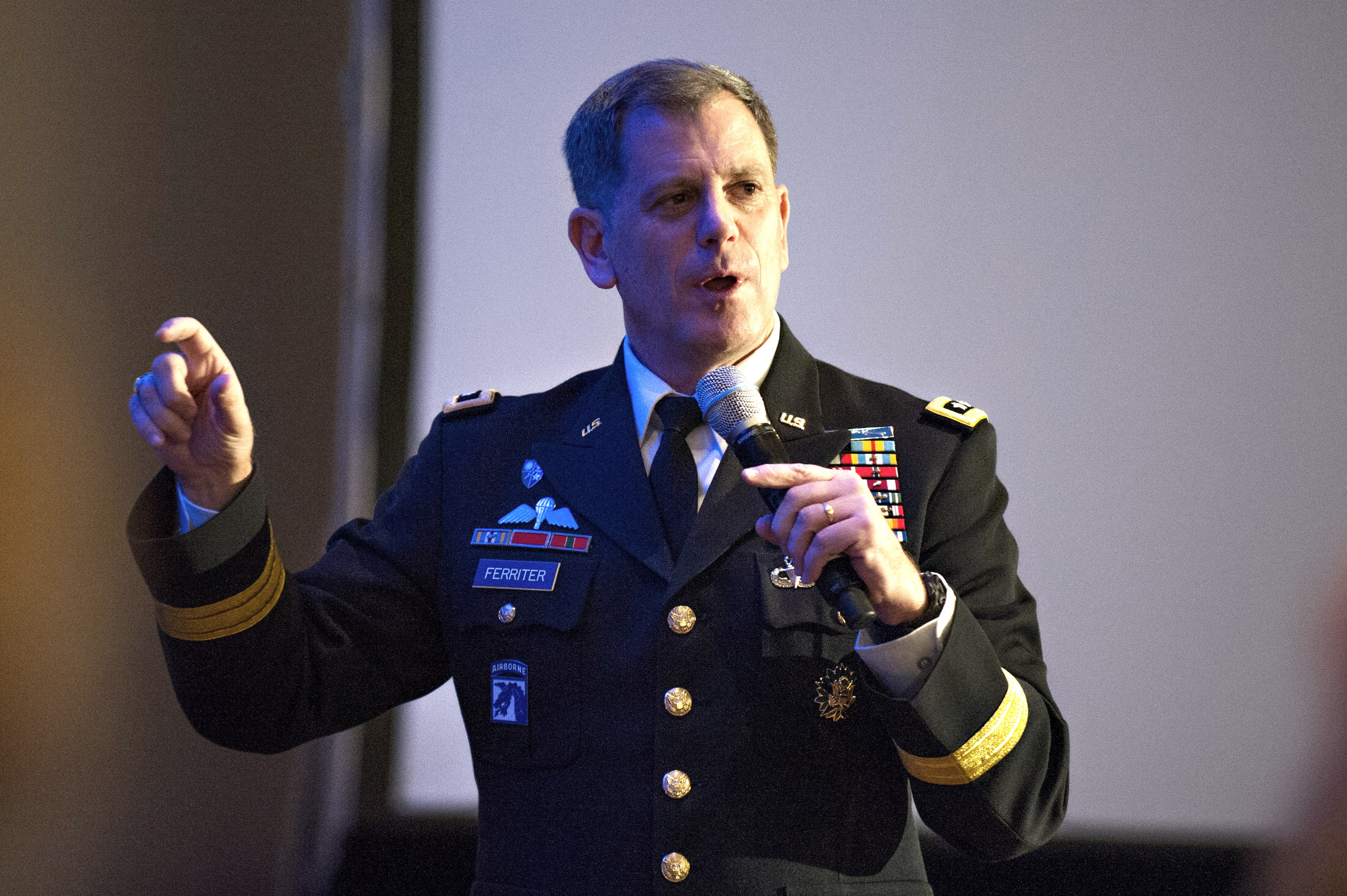 AUSA Opening Day: Leaders Discuss Army Profession, Address Family Forum ...