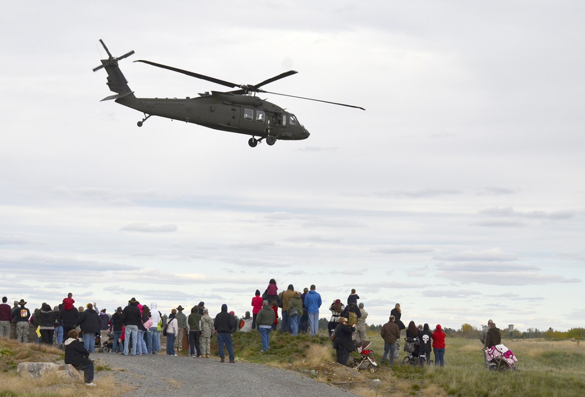 Task Force Six Shooters conduct Kids Spur Ride, Family Gunnery Day ...