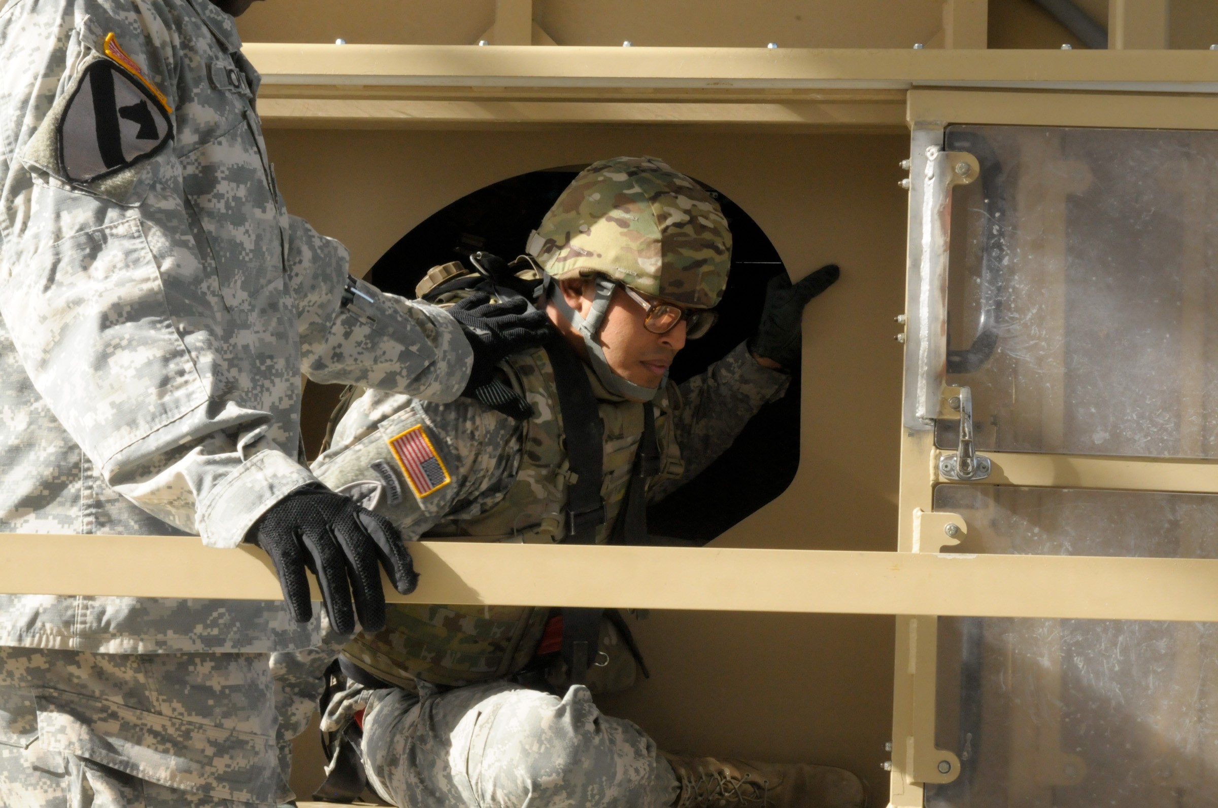 Division West NCOs train deploying Soldiers to survive MRAP rollover ...