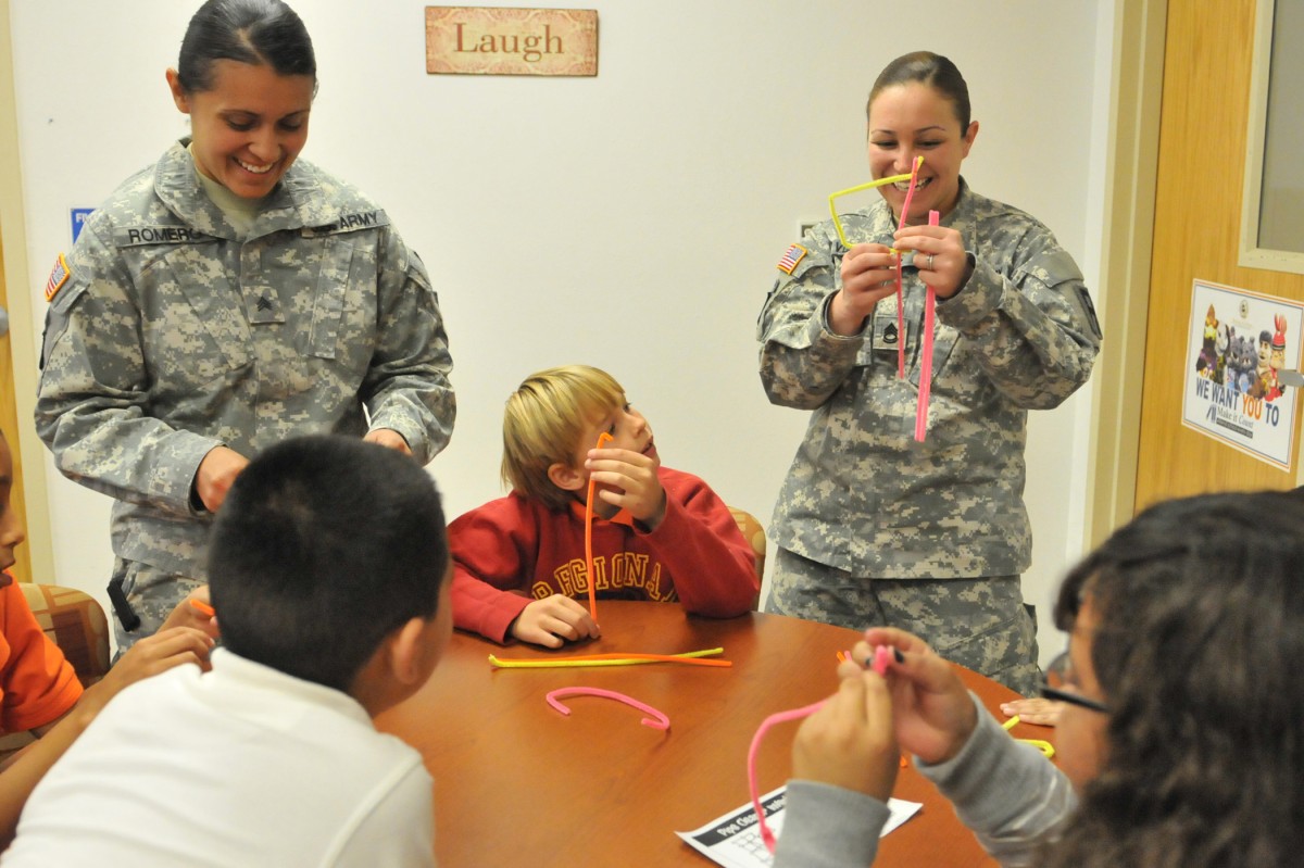 402nd FA mentors children for Partners in Education | Article | The ...