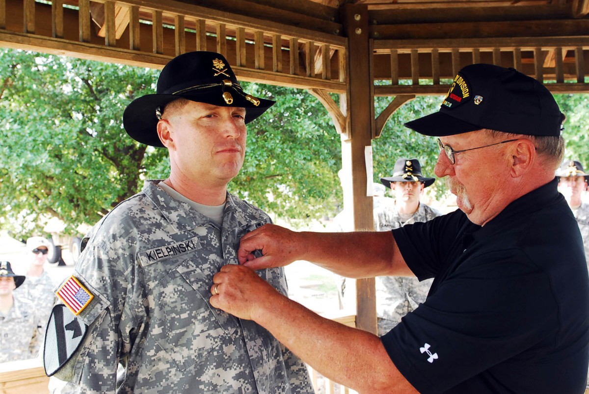 GarryOwen receives historical gifts | Article | The United States Army