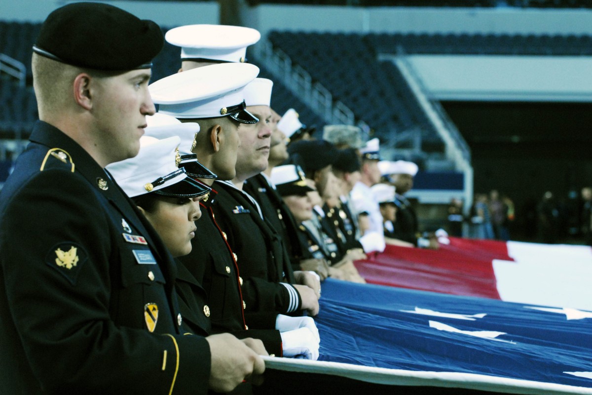 Ironhorse Soldiers participate in Cowboys Military Appreciation Day ...