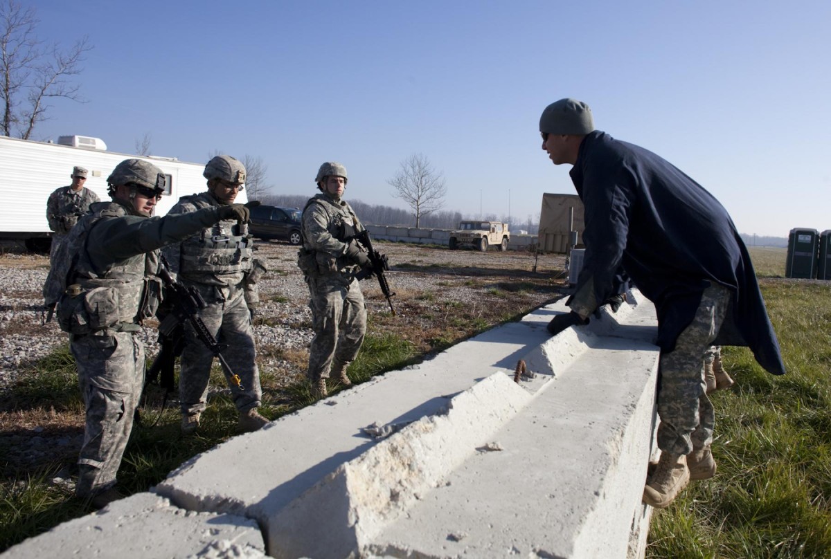 Troops prepare to keep steady peace in Sinai | Article | The United ...