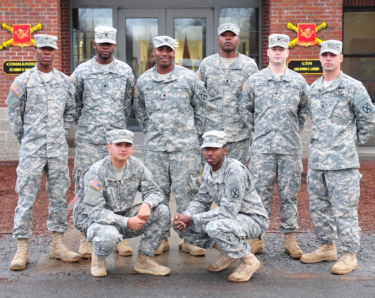 Soldiers rescue residents from burning building | Article | The United ...