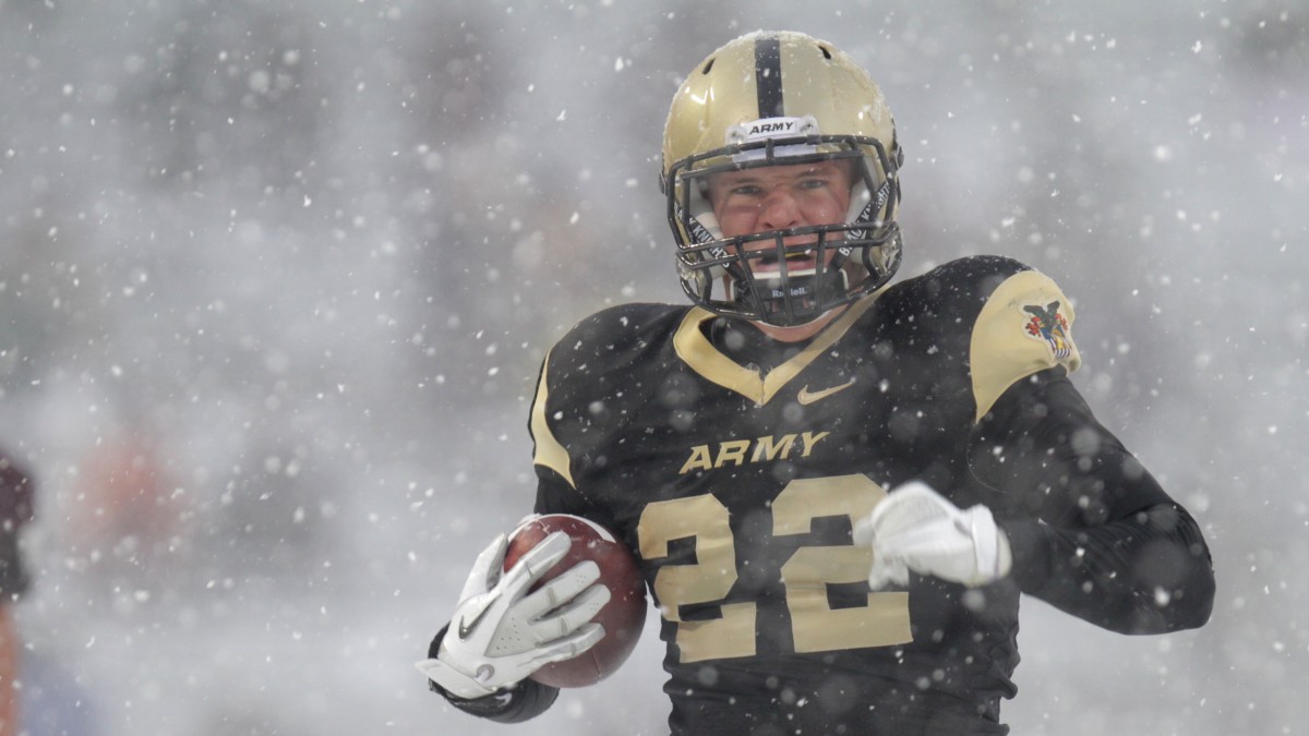 Black Knights' senior linebacker reflects on season, competing against ...