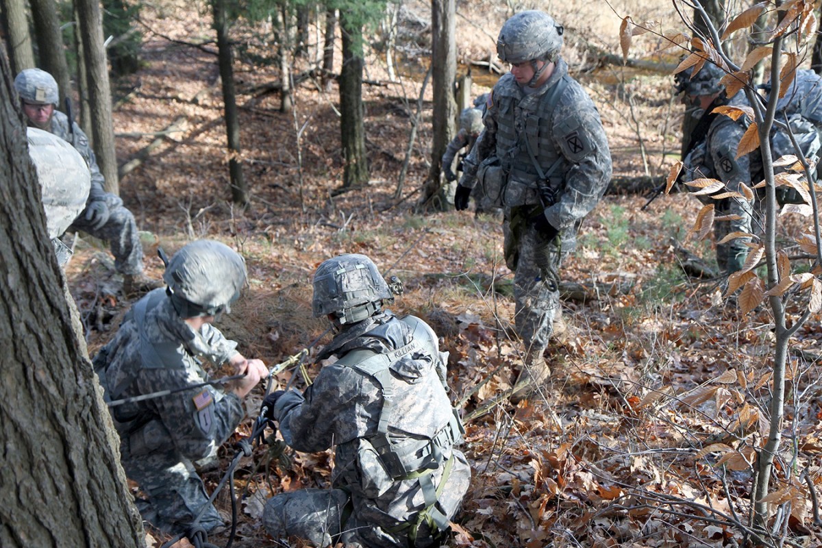 Soldiers gain new skills during Mountain Winter Warfare Course ...