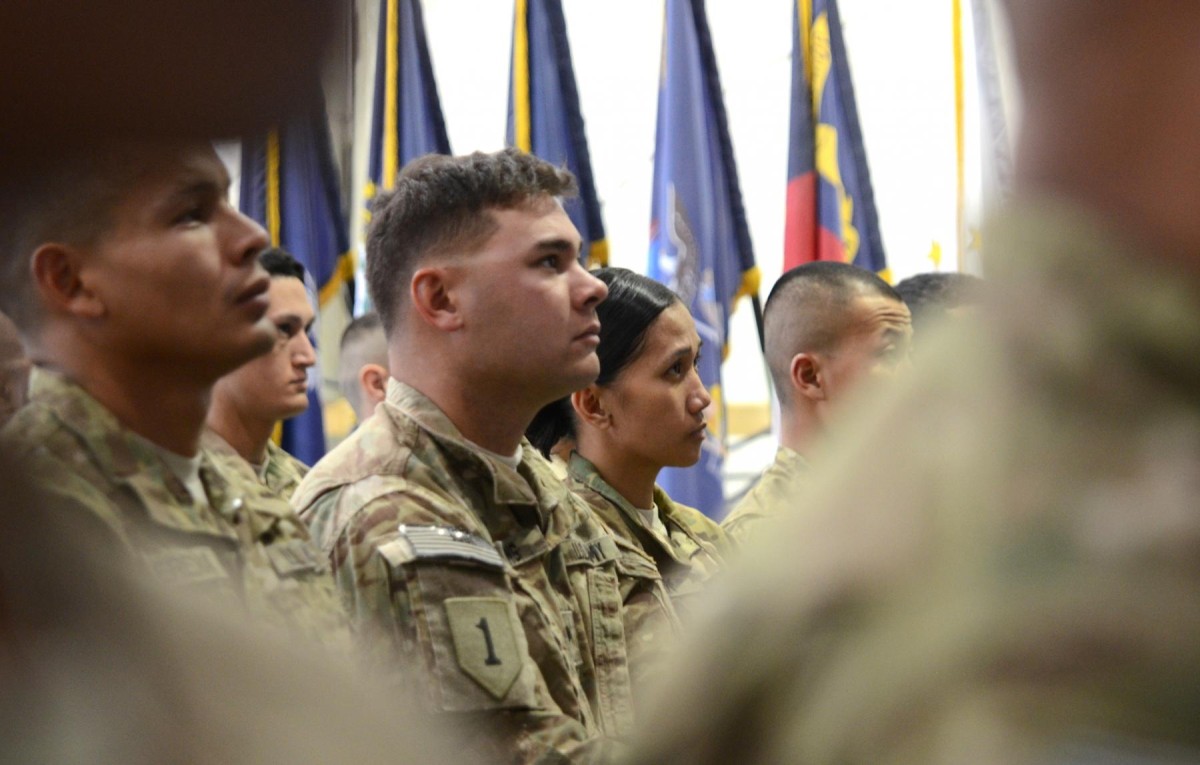 31 service members deployed to Afghanistan earn U.S. citizenship ...