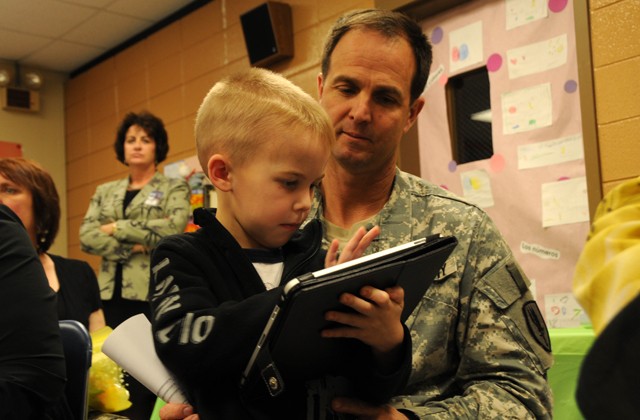 DPS urges mobile device safety awareness | Article | The United States Army