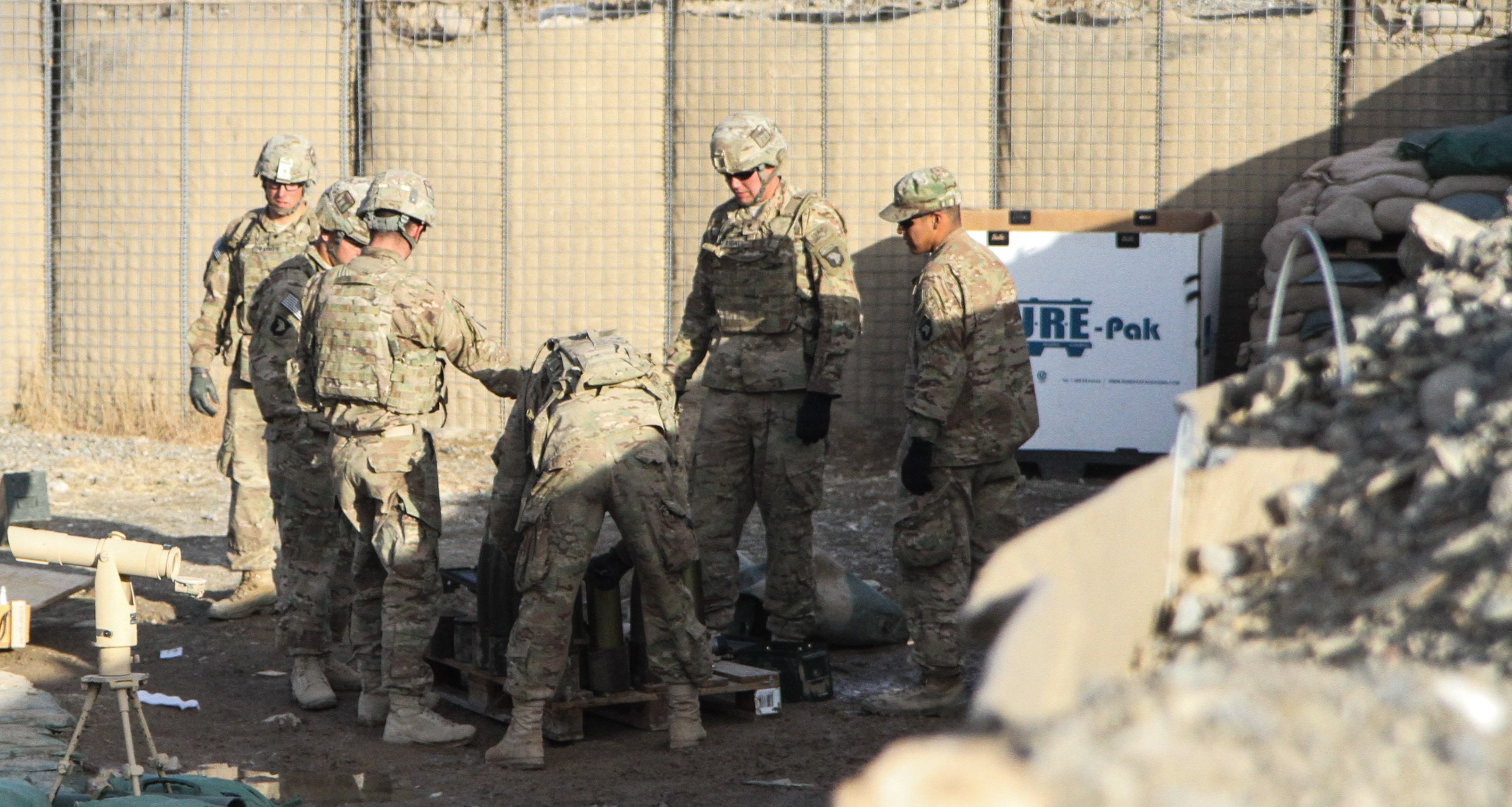 Artillerymen assist forward observers in certification | Article | The ...