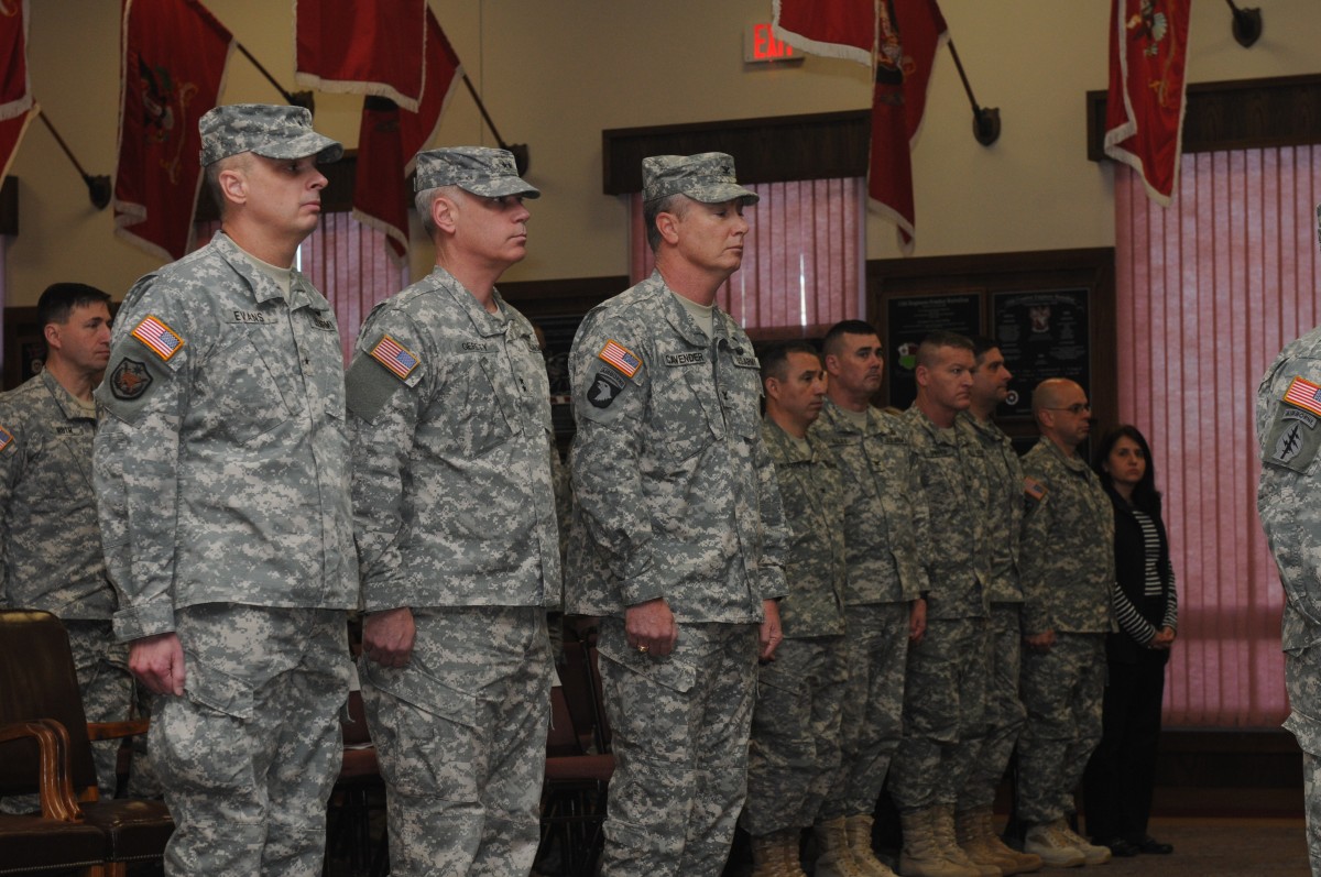Brig. Gen. Thomas P. Evans relinquishes command of 102nd Training ...