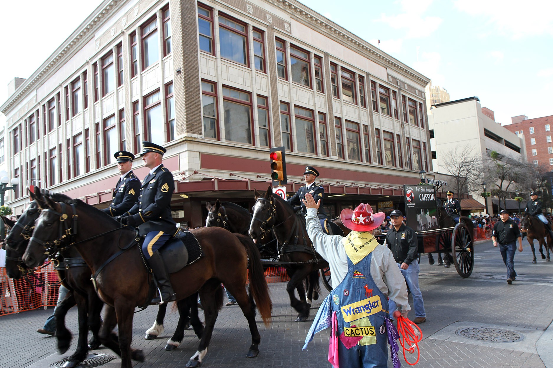 Army North's Caisson joins Western Heritage Parade and Cattle drive ...