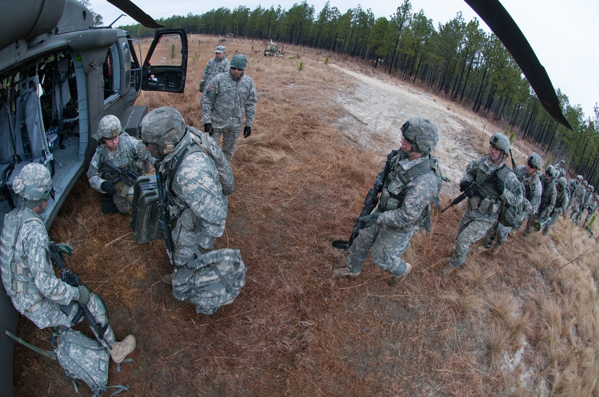 How artillerymen might balance 'gun raids' and budget cuts | Article ...