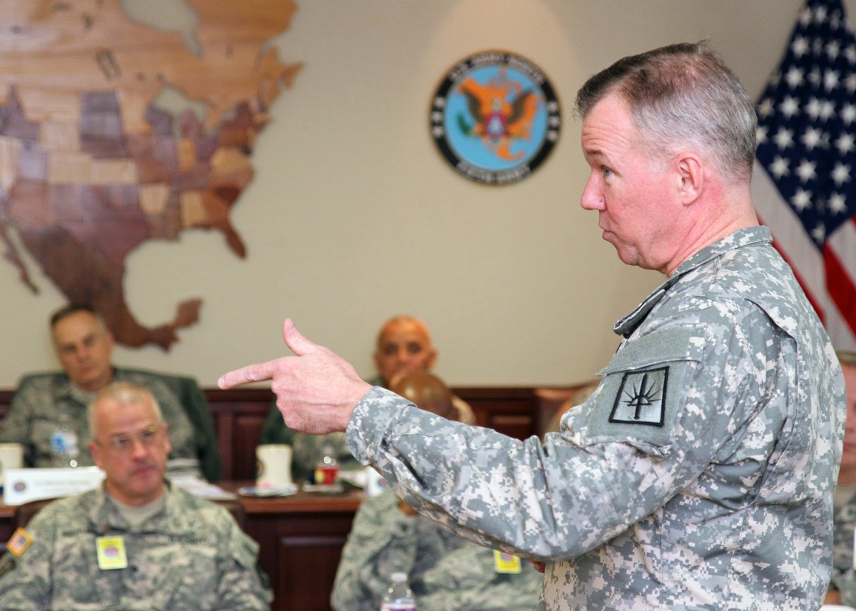 Military leaders refine disaster response during course for nation's ...