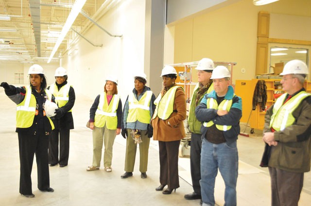 Retiree Council tours largest AAFES facility in contential U.S ...