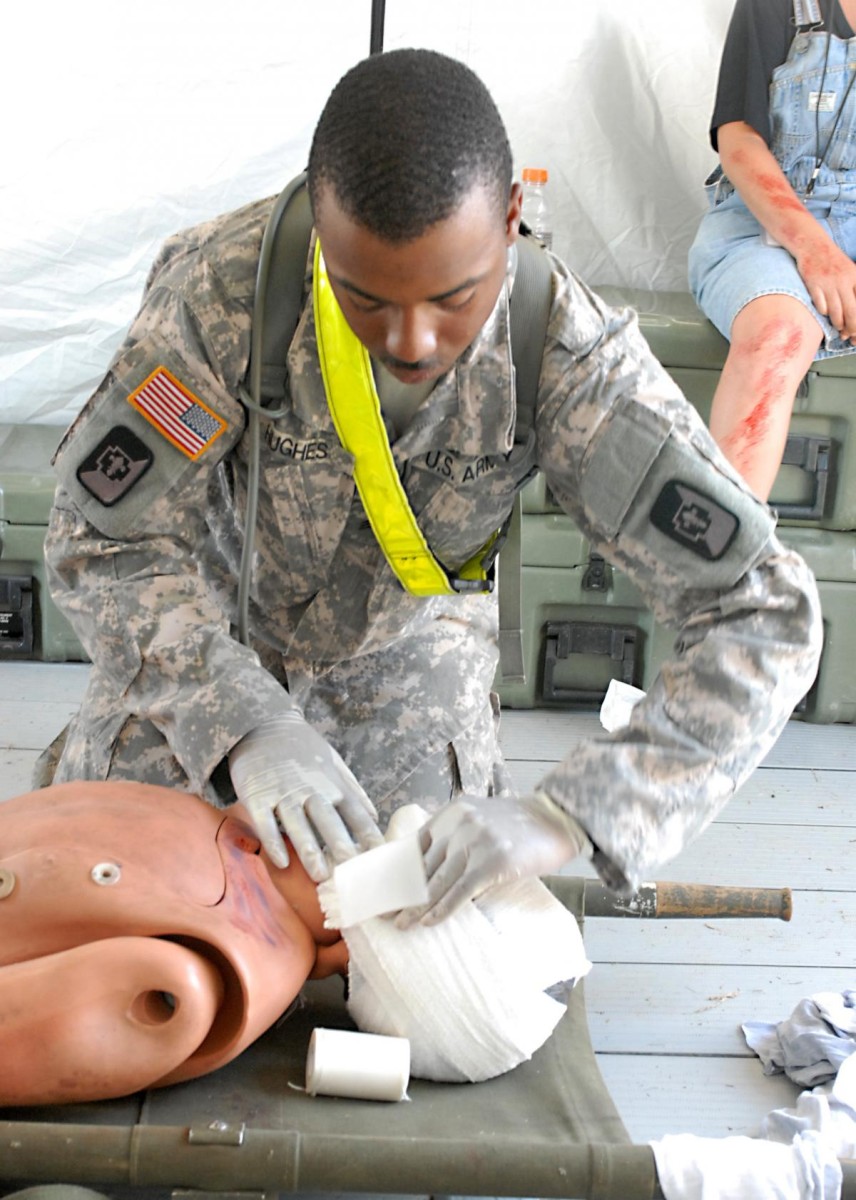 JTFCS provides relief for displaced citizens during Vibrant Response 13 ...